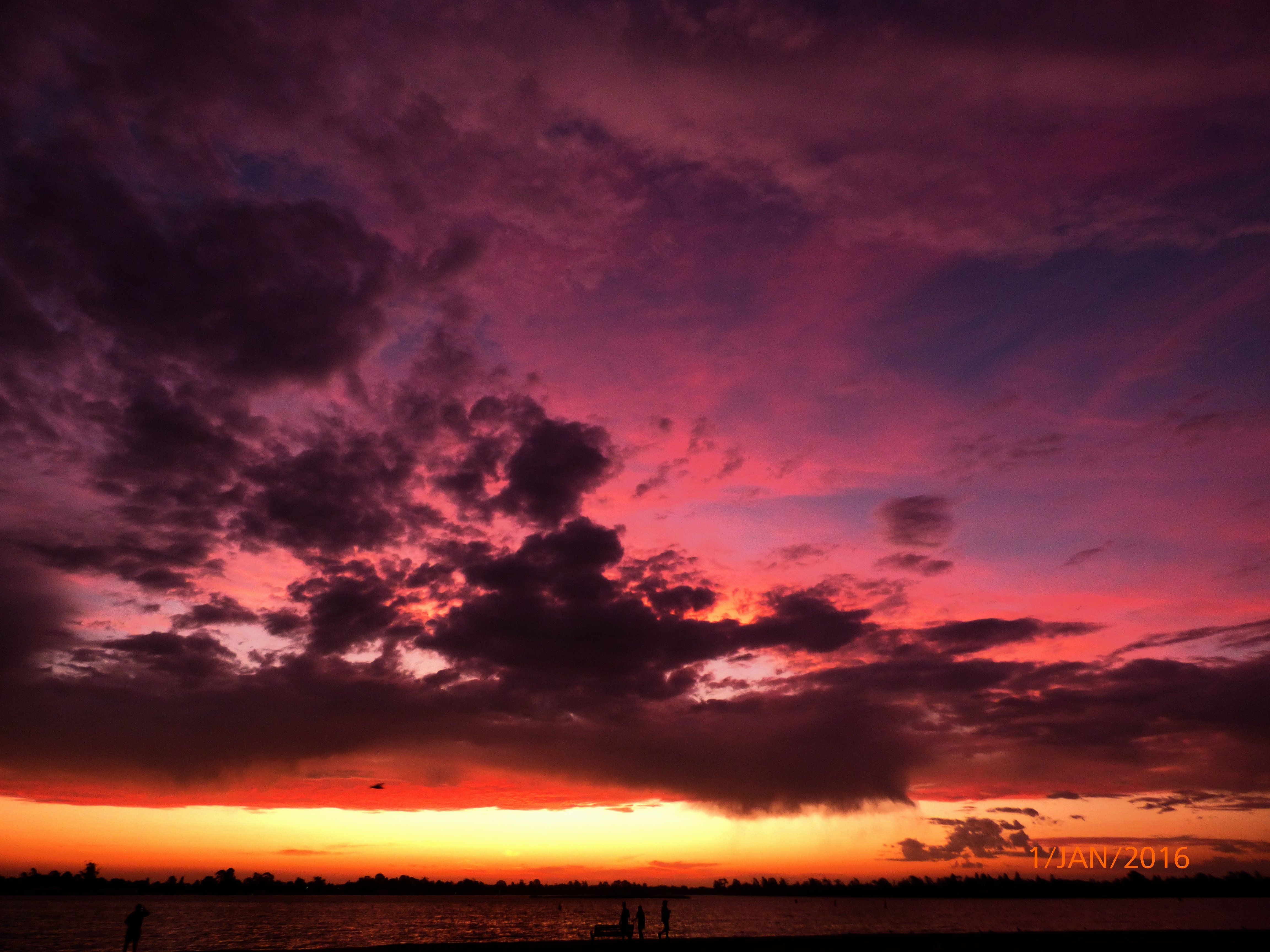 Ballarat Summer Sunset 2016 – Jennifer Ramirez Baulch